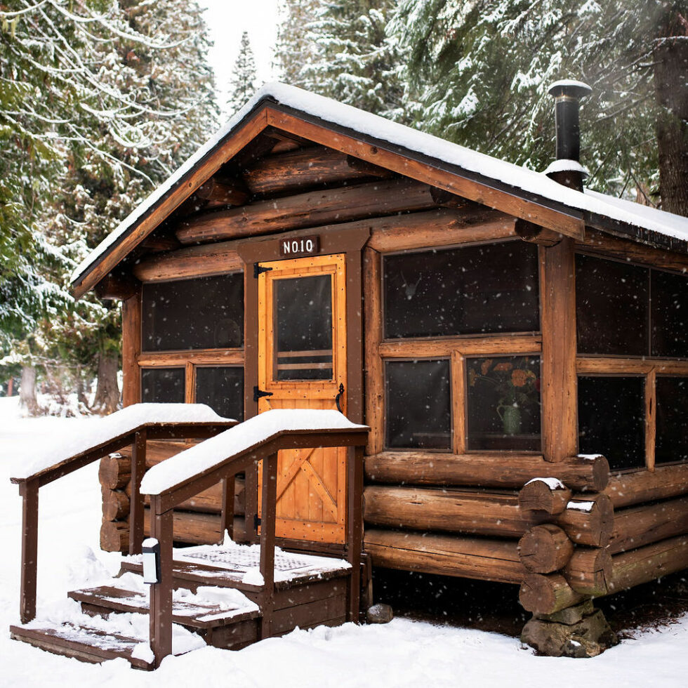 Lochsa Lodge - Rustic Cabins at Lochsa Lodge in Powell, Idaho