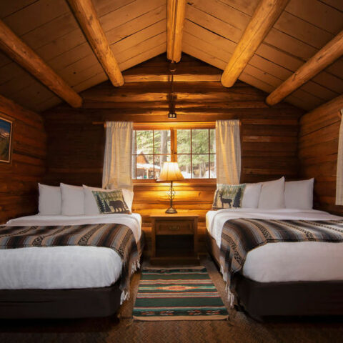 Lochsa Lodge - Rustic Cabins at Lochsa Lodge in Powell, Idaho