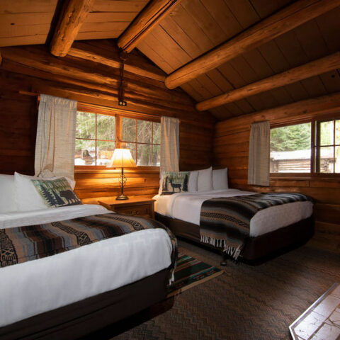 Lochsa Lodge - Rustic Cabins at Lochsa Lodge in Powell, Idaho