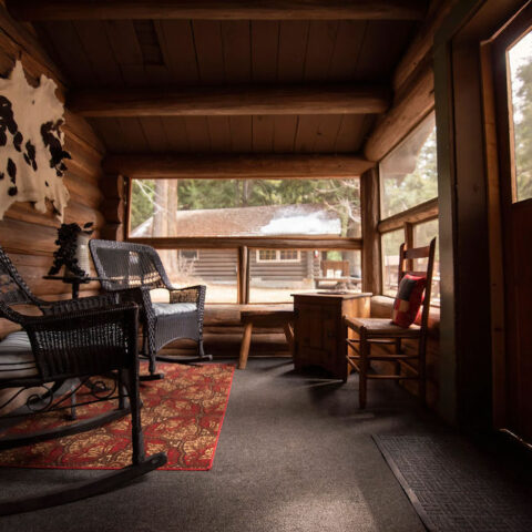 Lochsa Lodge - Rustic Cabins at Lochsa Lodge in Powell, Idaho