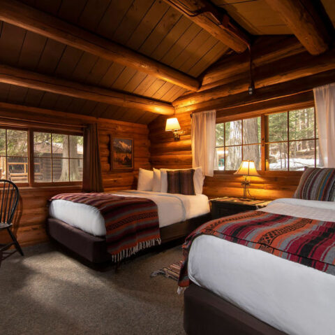 Lochsa Lodge - Rustic Cabins at Lochsa Lodge in Powell, Idaho