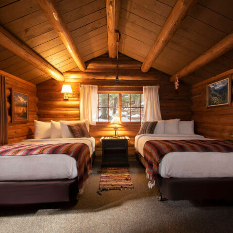 Lochsa Lodge - Rustic Cabins at Lochsa Lodge in Powell, Idaho