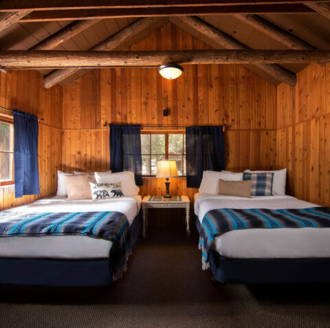 Lochsa Lodge - Rustic Cabins at Lochsa Lodge in Powell, Idaho
